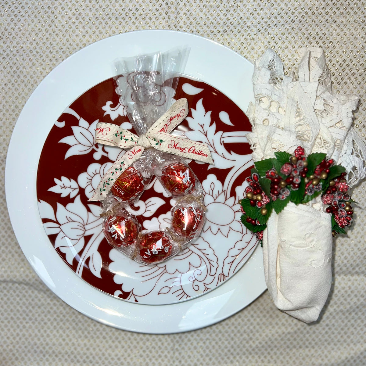 Lindt Ball Chocolate Wreath | Party Arts